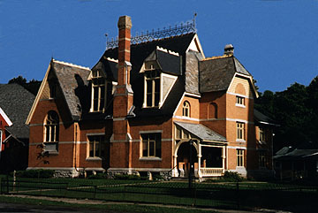 Waterloo Library & Terwilleger Museum